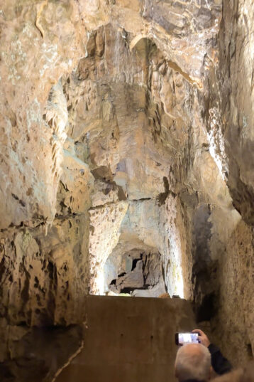 De 10 meest spectaculaire grotten in België